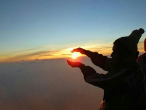 puncak gunung selamet