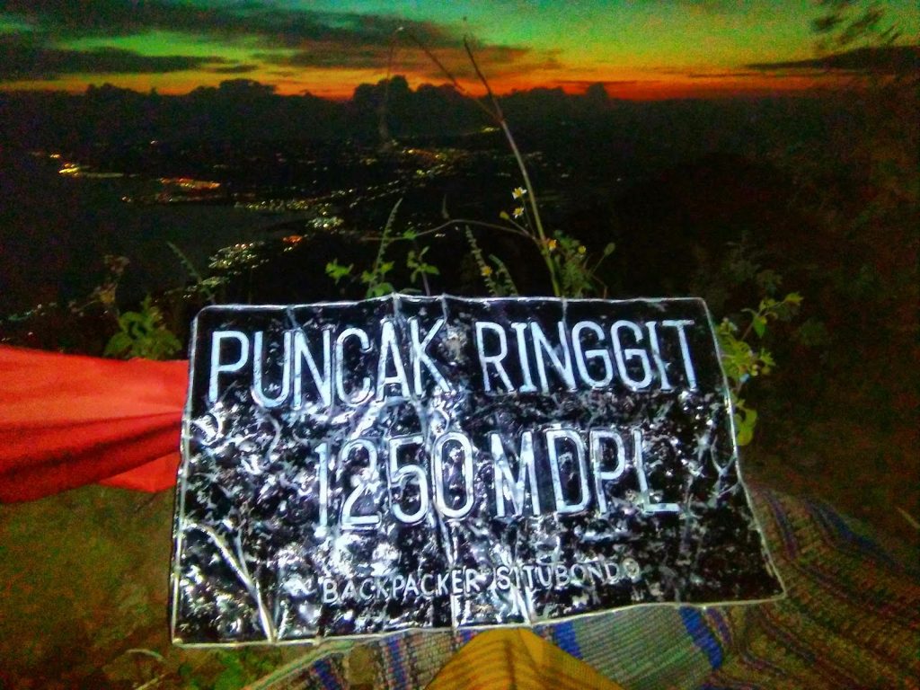 Pesona Keindahan Gunung Ringgit, Situbondo