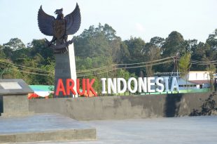 Melihat Kemegahan Pos Perbatasan Aruk indonesia-malayasia