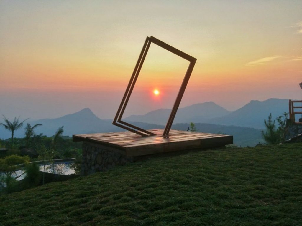 Wisata Baru Villa Khayangan di Bogor yang lagi Hits
