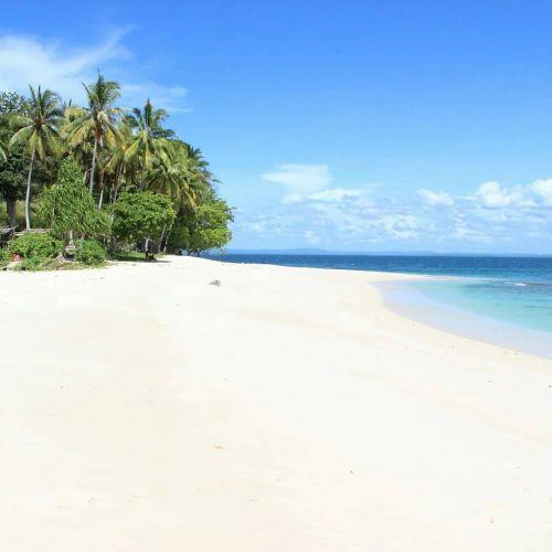 Wisata Pulau Matan Sorong